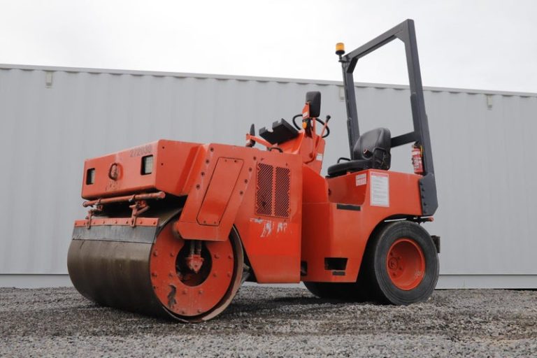 Sakai TW500 4T Combination Roller Combi Roller/ Smooth Drum/ Pneumatic ...